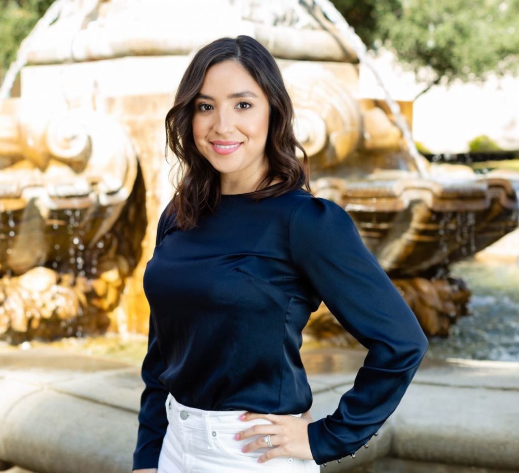 5 in 5 interview with Leslie Black – The Eastside Angle